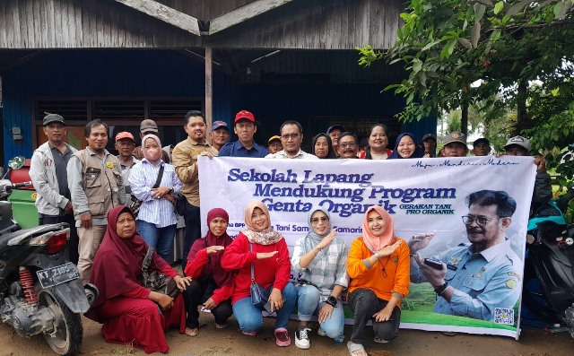 Kementan Gaungkan Genta Organik Melalui Sekolah Lapang Tematik di Kaltim Kementan Gaungkan Genta Organik Melalui Sekolah Lapang Tematik di Kaltim
